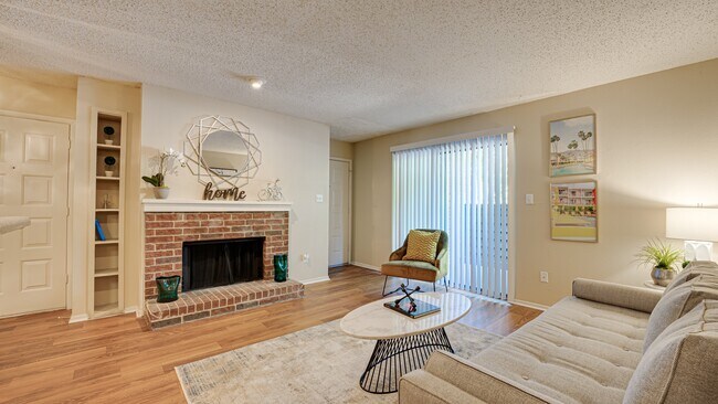 Indian Creek Apartments - Apartments in Carrollton, TX | Apartments.com