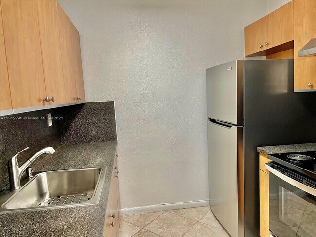 13027 SW 50th St, Miami, FL 33175 - Townhome Rentals in Miami FL ...