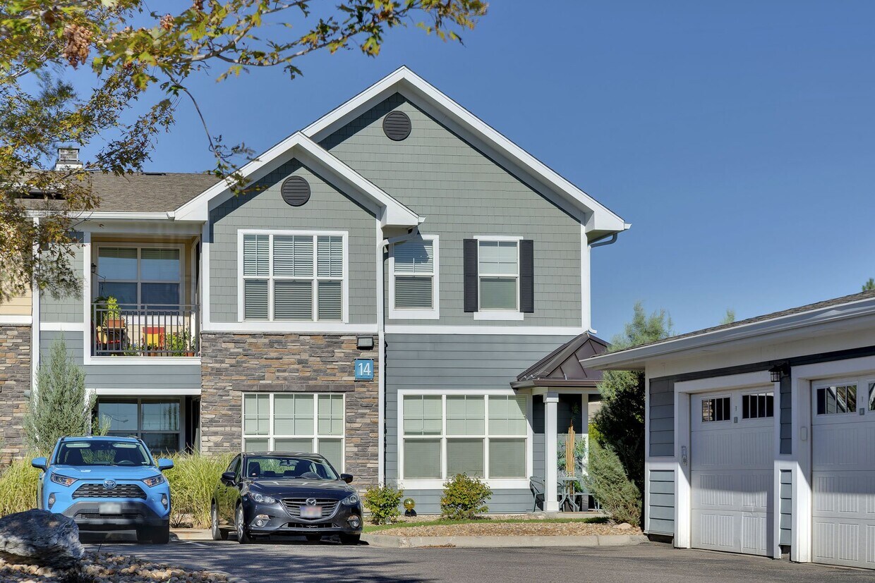 Lucent - 1700 Shea Center Dr Highlands Ranch, CO 80129 | Apartments.com