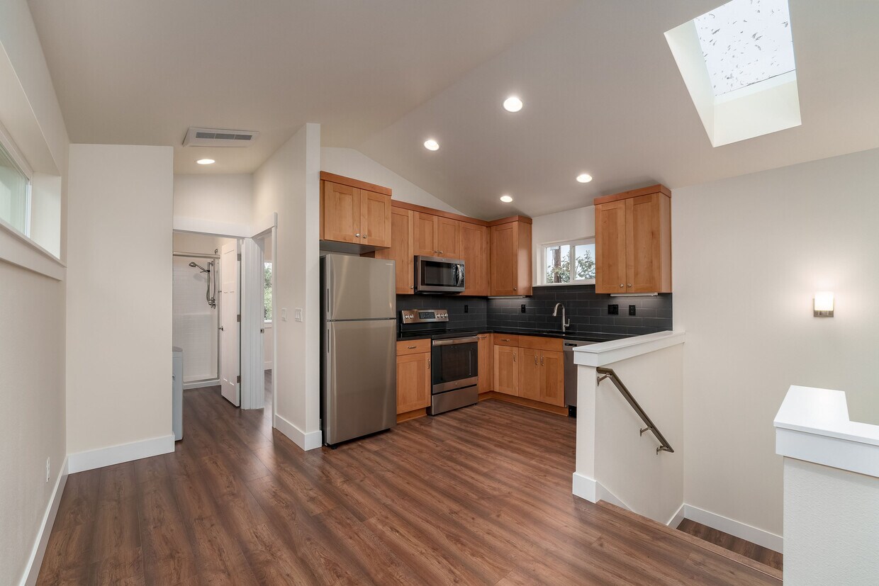 5532 NE 31st Ave Unit B, Portland, OR 97211 - 5532 NE 31st Ave Portland ...