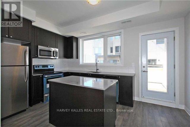 12 Caroline Carpenter Grv, Toronto (Downsview-Roding-CFB), ON M3K 0A7 ...