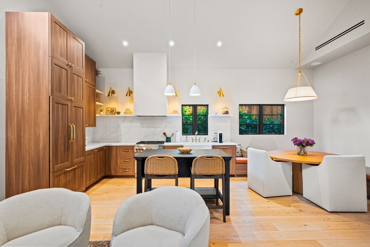 2802 Angus St, Los Angeles, CA 90039 - Room for Rent in Los Angeles, CA ...