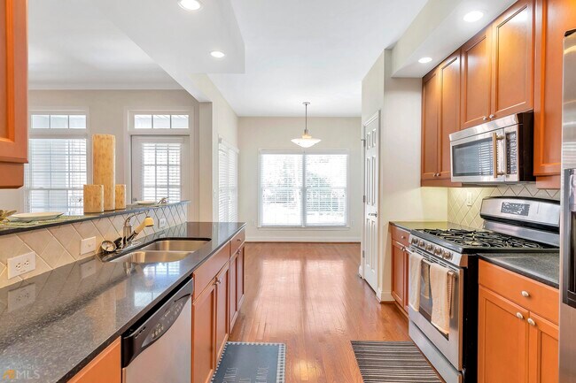 50 Biscayne Dr NW Unit 2110, Atlanta, GA 30309 - Condo for Rent in ...