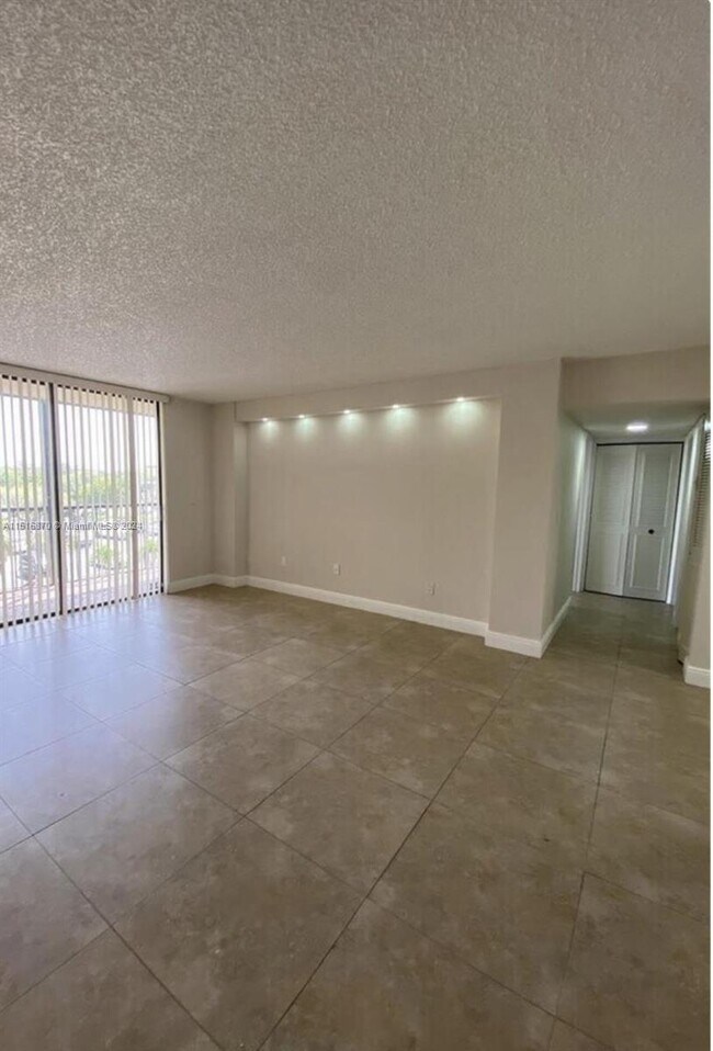8635 NW 8th St Unit 305, Miami, FL 33126 - Condo for Rent in Miami, FL ...