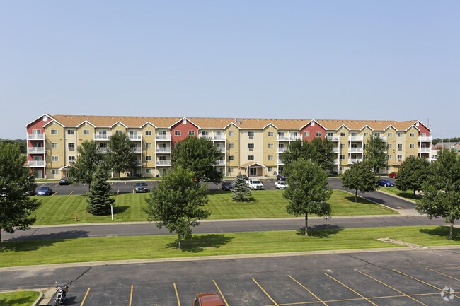 Foxmoor Apartments - Sioux Falls, SD | Apartments.com