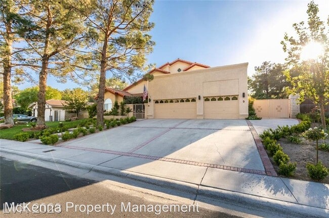 9 Hummingbird Ln, Henderson, NV 89014 - House Rental in Henderson, NV ...