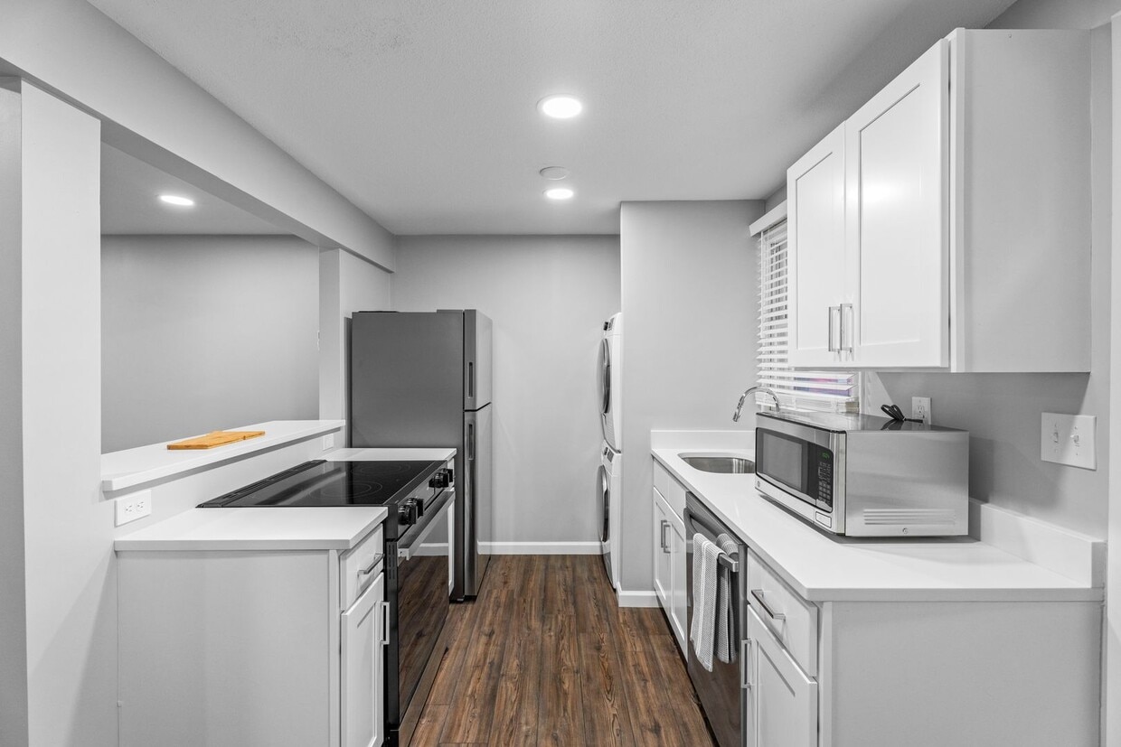 Harbor View - 360 Thames St Groton, CT 06340 | Apartments.com