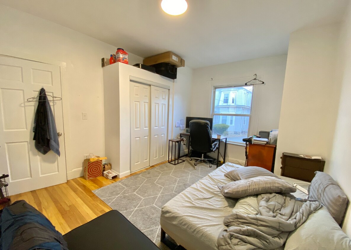 12 Higgins St Unit 1, Boston, MA 02134 - 12 Higgins St Boston, MA 02134 ...