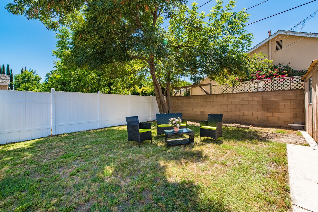 6713 Enfield Ave, Reseda, CA 91335 - House Rental in Reseda, CA ...