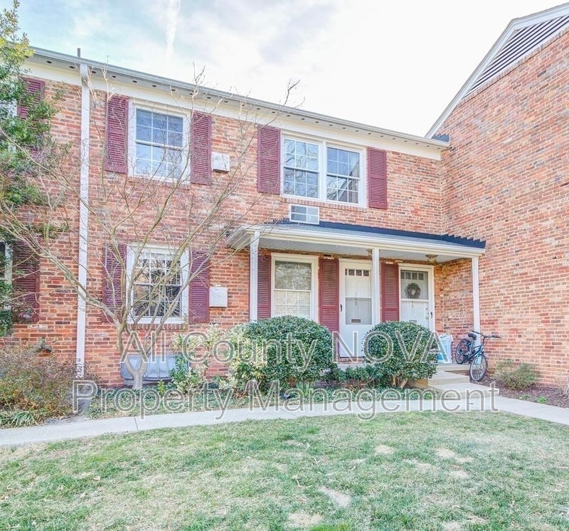 127 Talbott St Unit #127, Rockville, MD 20852 - Condo for Rent in ...