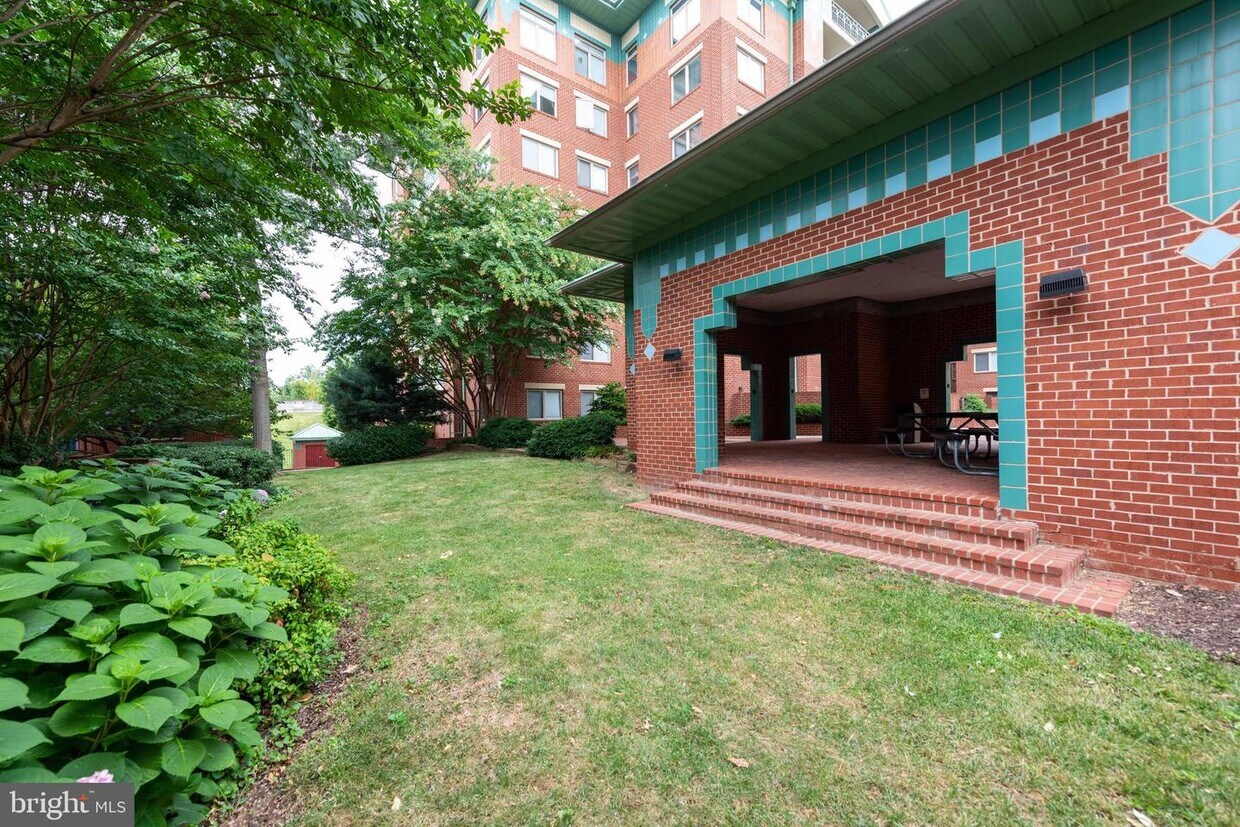 505 E Braddock Rd Unit 603, Alexandria, VA 22314 - Room for Rent in ...