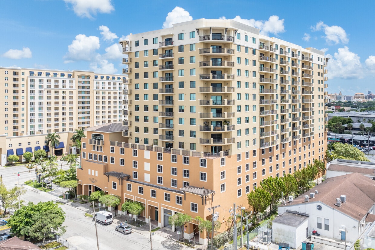 Keystone - 4242 NW 2nd St Miami, FL 33126 | Apartments.com