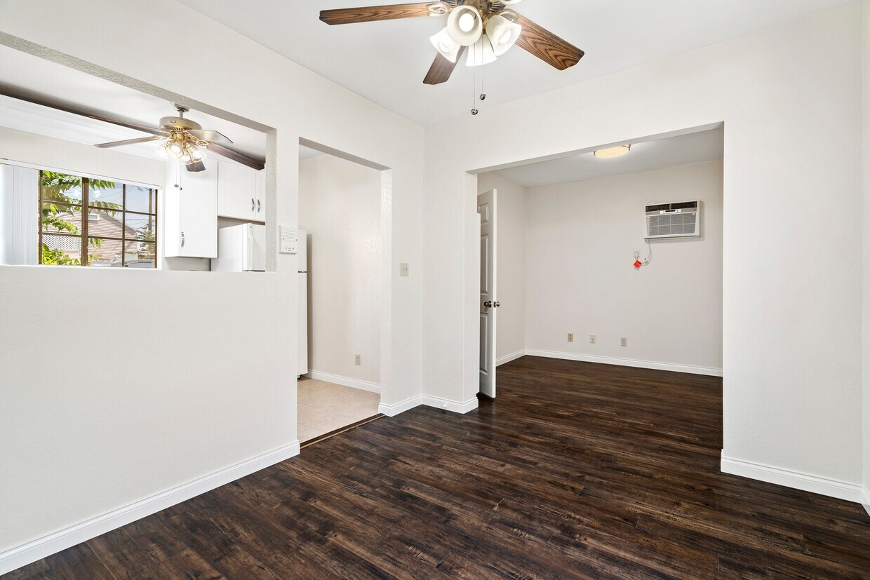 4112 Halldale Ave, Los Angeles, CA 90062 - Townhome Rentals in Los ...