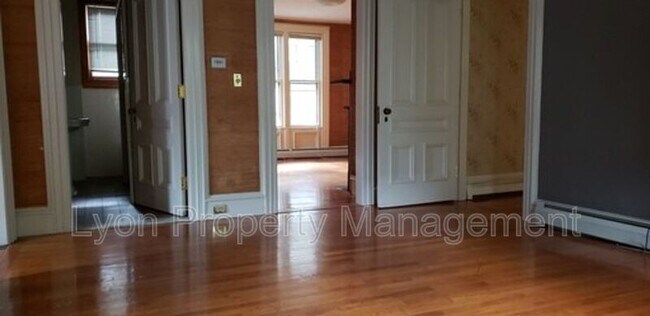 22 Warren Ave Unit 1, Pawtucket, RI 02860 - Condo for Rent in Pawtucket ...