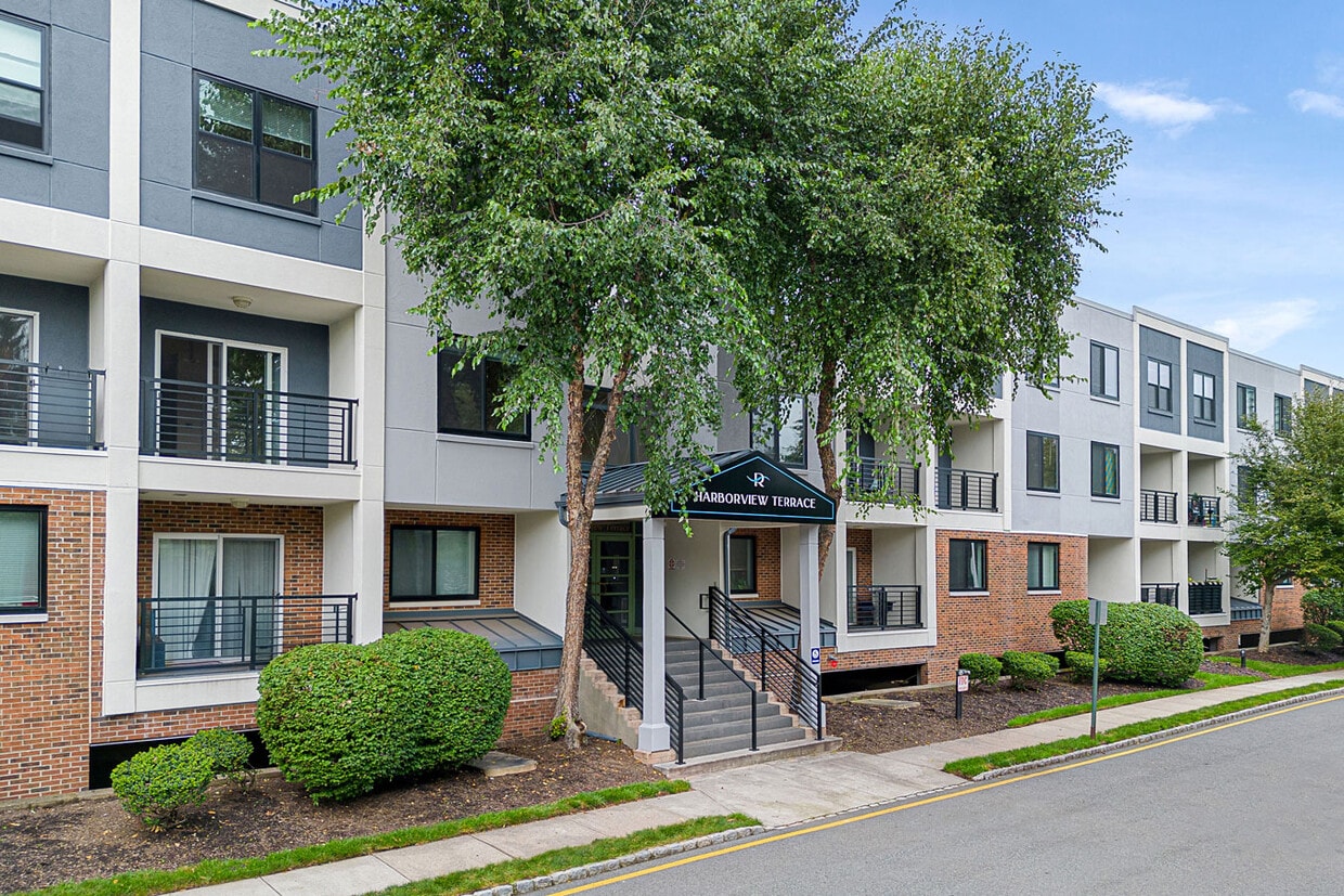 River Club Apartments - 105 Light House Ter Edgewater, NJ 07020 ...