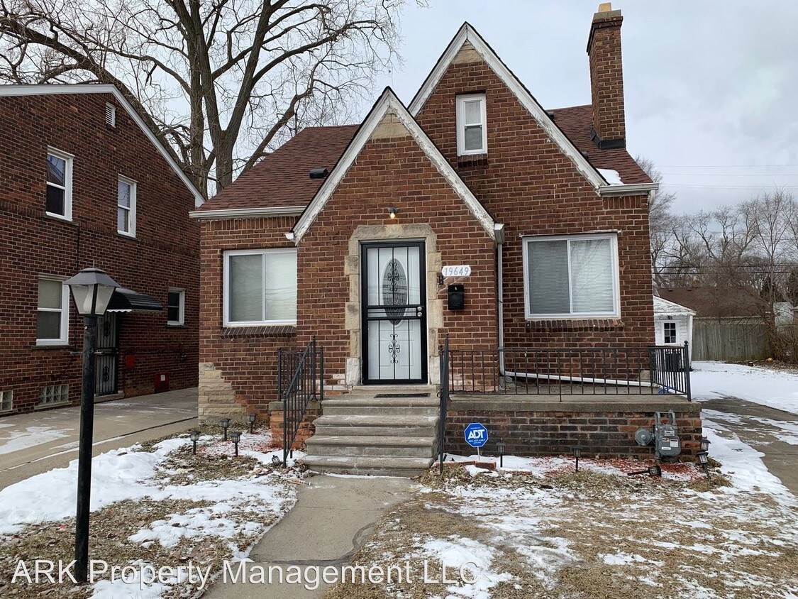 19649 Ryan Rd, Detroit, MI 48234 - House Rental in Detroit, MI ...