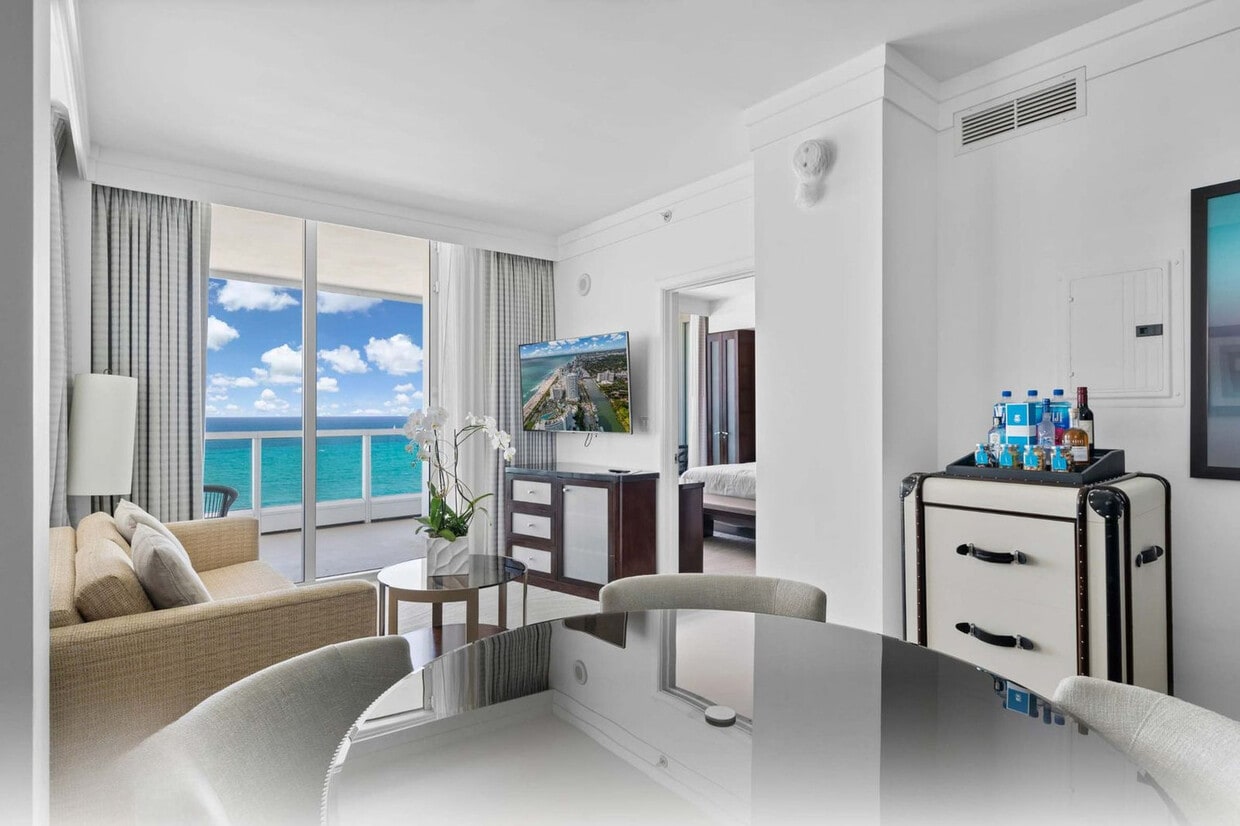 4391 Collins Ave Unit ID1325636P, Miami Beach, FL 33140 | Apartments.com
