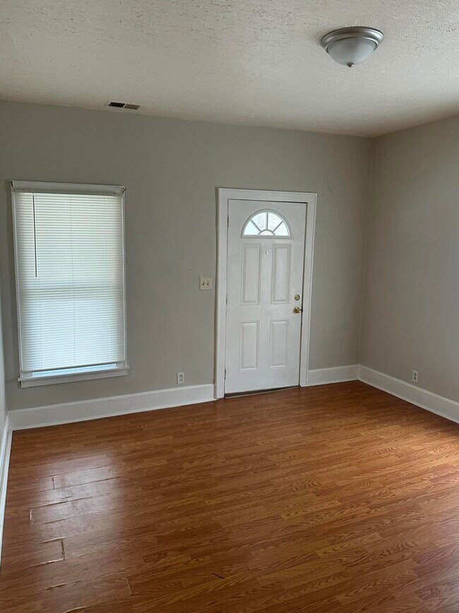 725 Brawner St, Frankfort, KY 40601 - House Rental in Frankfort, KY ...