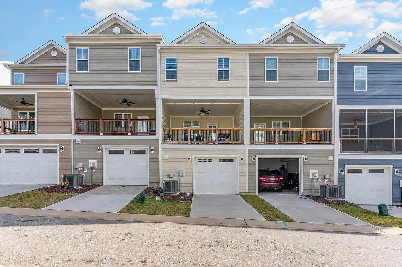 1006 Gateway Commons Cir, Wake Forest, NC 27587 - Townhome Rentals in ...