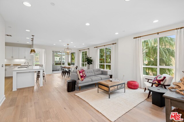 12542 W Fielding Cir Unit 6, Los Angeles, CA 90066 - Condo for Rent in ...