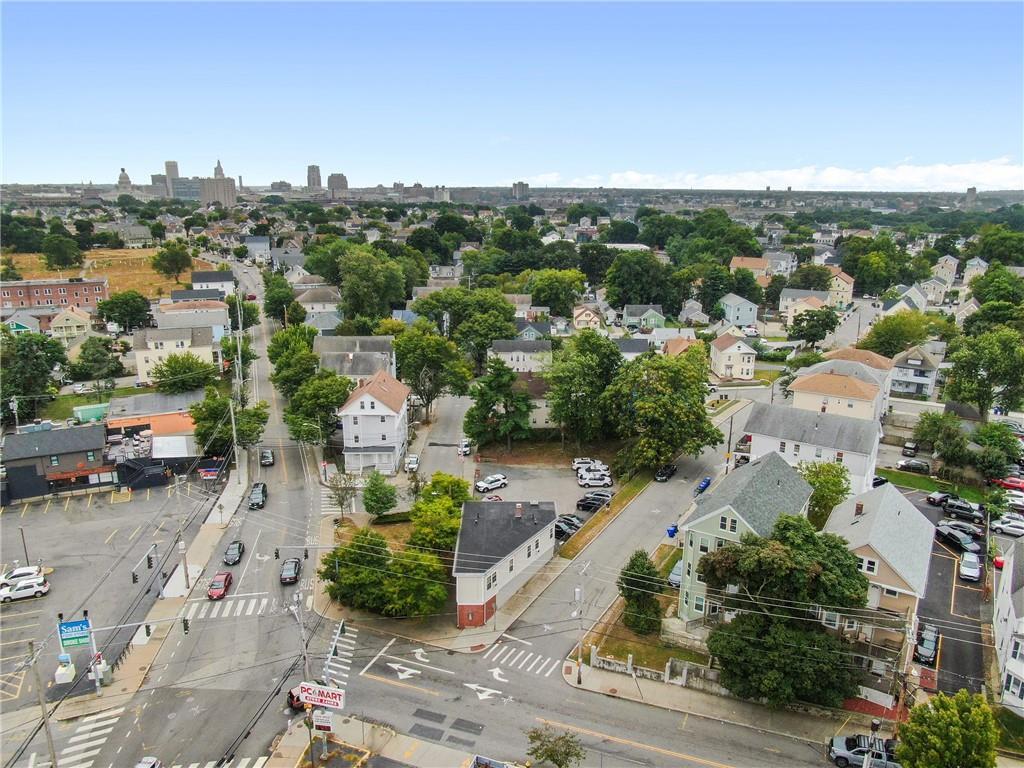 8 Eaton St Unit 2, Providence, RI 02908 - Room for Rent in Providence ...