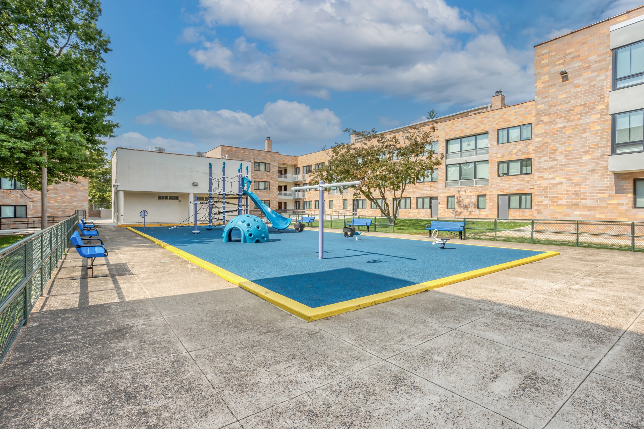 Carl Mackley Houses - 1401 E Bristol St Philadelphia, PA 19124 ...