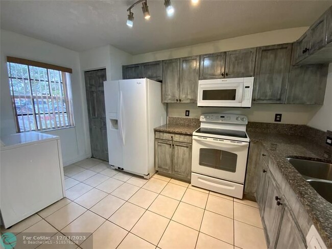 4243 NW 68 Way, Fort Lauderdale, FL 33319 - Townhome Rentals in Fort ...