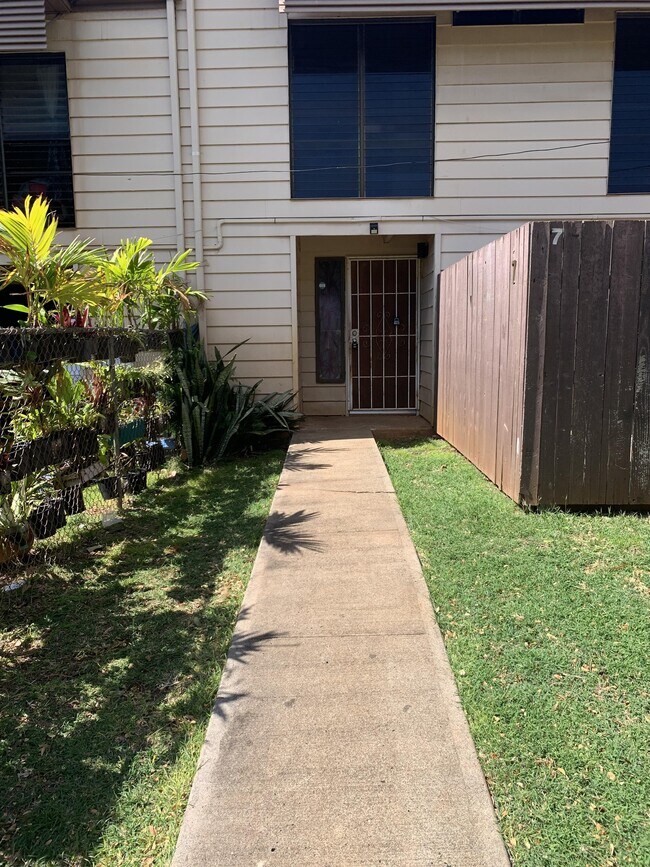 87-186-186 Helelua St, Waianae, HI 96792 - Townhome Rentals in Waianae ...