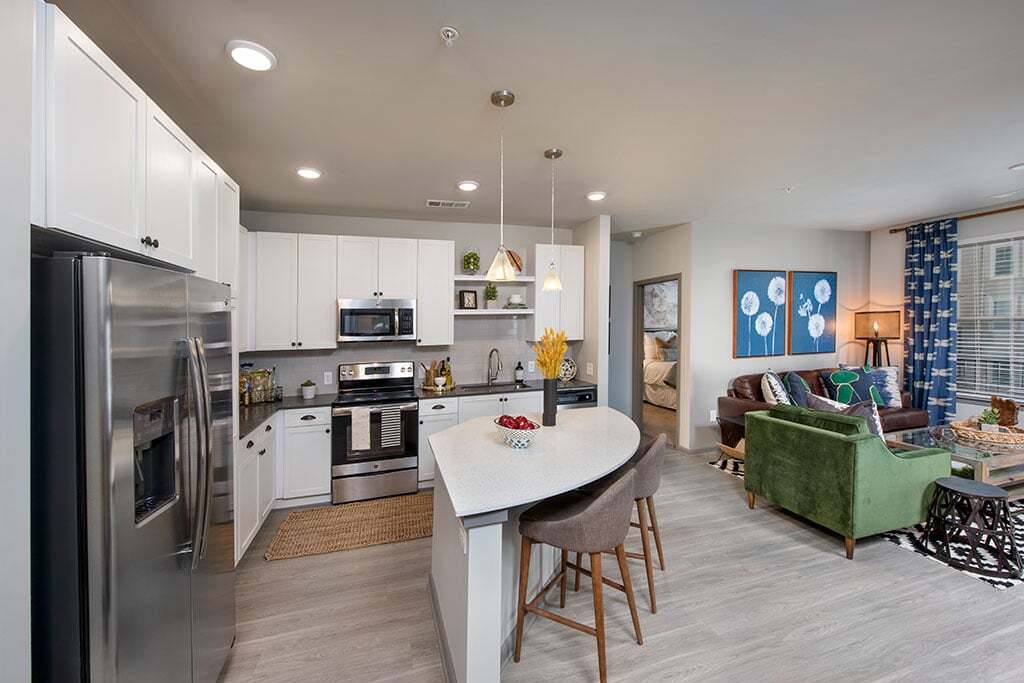Linq at North Springs - 6919 Peachtree Dunwoody Rd Ne Sandy Springs, GA ...