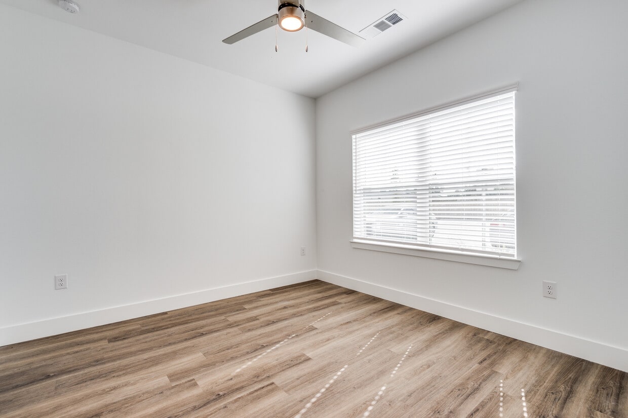 The Residences at Arbor Oaks - 13101 Jones Rd Houston, TX 77070 ...