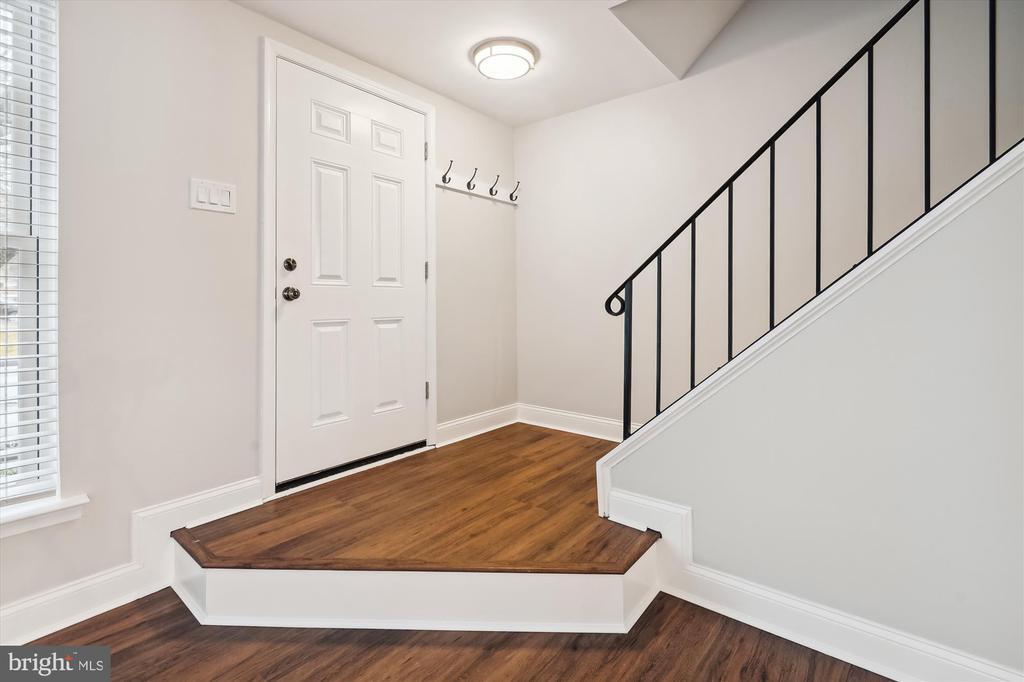 6137 Calico Pool Ln, Burke, VA 22015 - Townhome Rentals in Burke VA ...