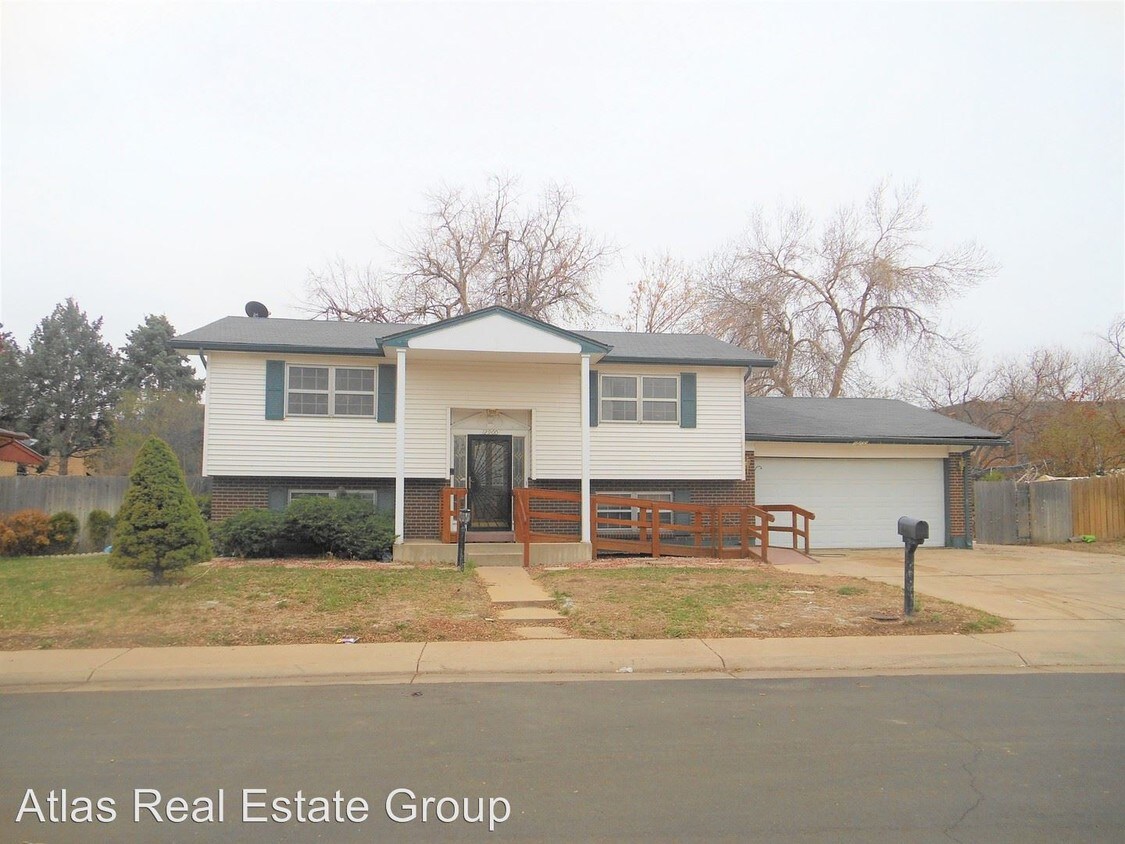 12900 E 48th Ave, Denver, CO 80239 - House Rental in Denver, CO ...