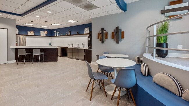 ReNew Wheaton Center Apartments - WHEATON, IL | Apartments.com