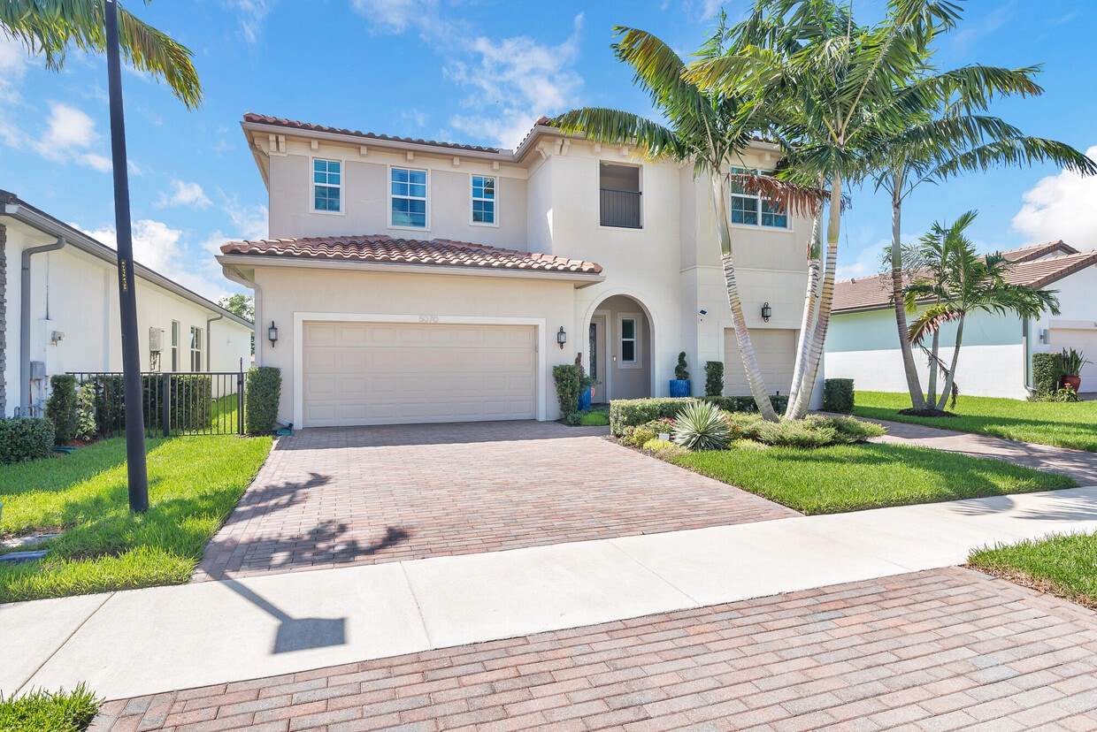 5070 Beland Dr, Lake Worth, FL 33467 - House Rental in Lake Worth, FL | Apartments.com