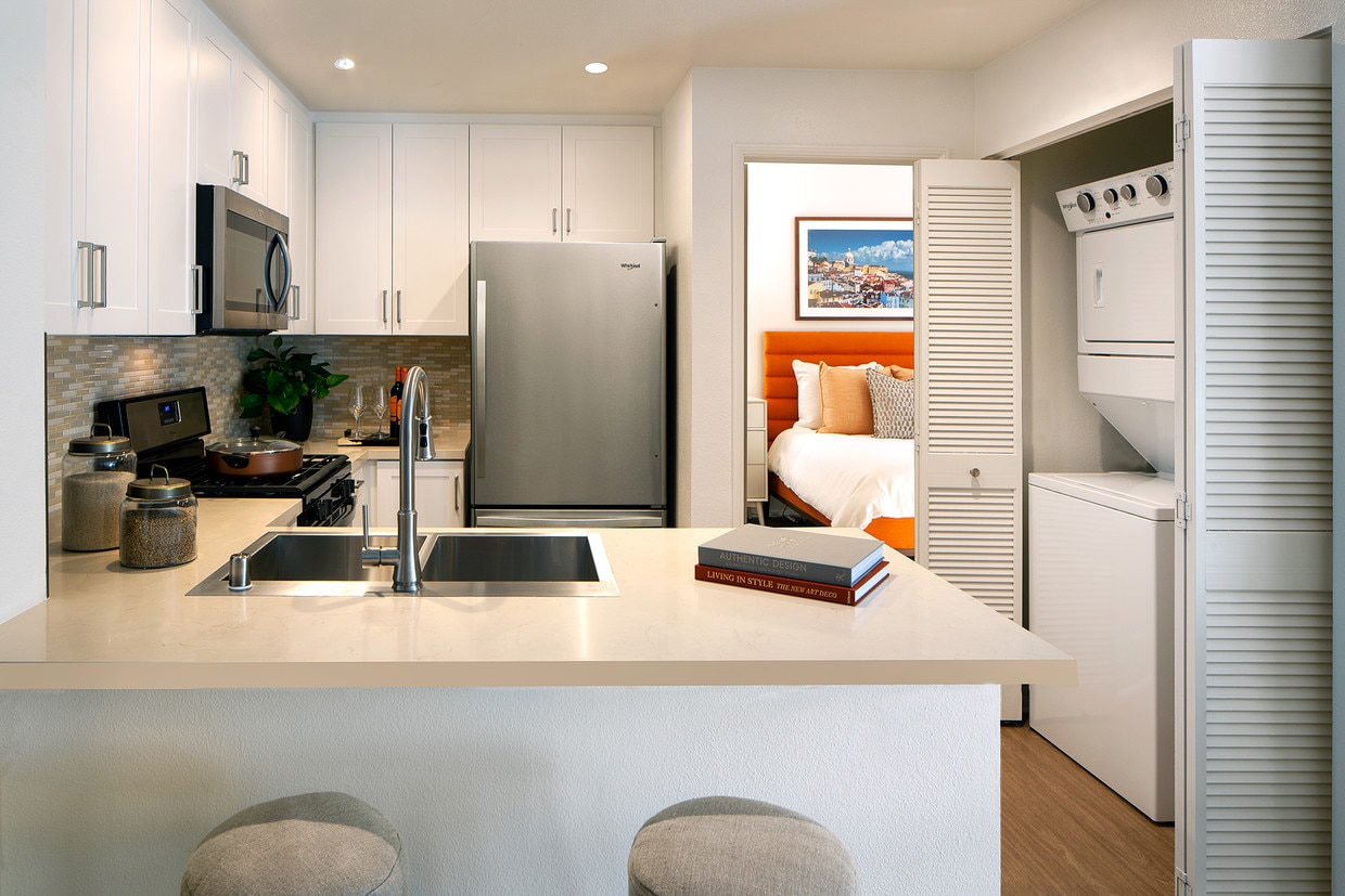 Turtle Ridge Apartment Homes - 100 Turtle Crest Dr Irvine, CA 92603 ...