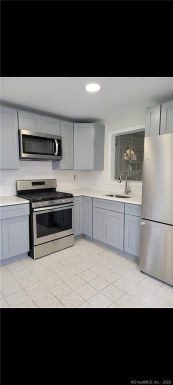 27 Hyatt Ave Unit 1stFL, Norwalk, CT 06850 - Room for Rent in Norwalk ...