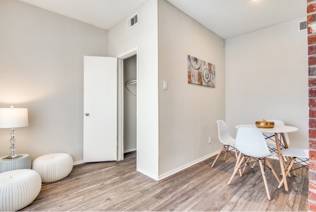Foxborough Apartments - Irving, TX | Apartments.com
