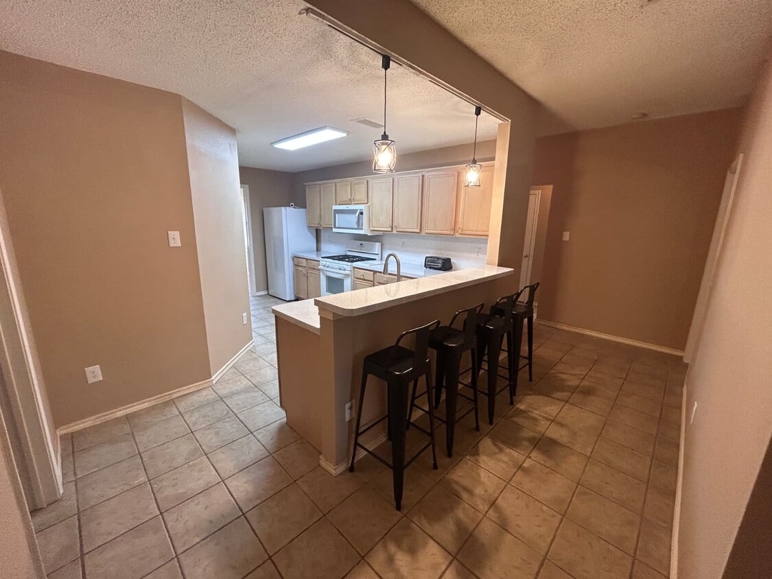 1011 Windymeadow Ln, McKinney, TX 75069 | Apartments.com