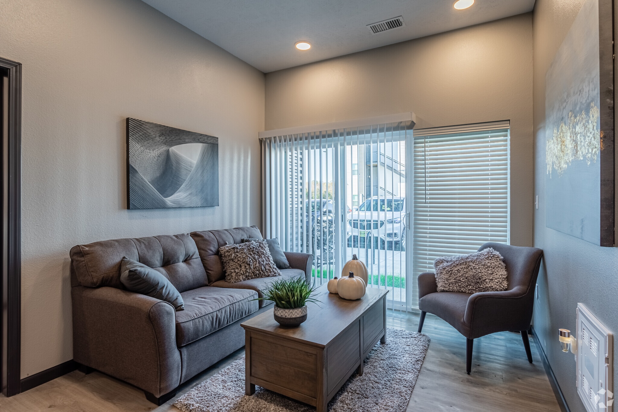The Crossings at East Cherry - 3080 E Cherry St Springfield, MO 65802 ...
