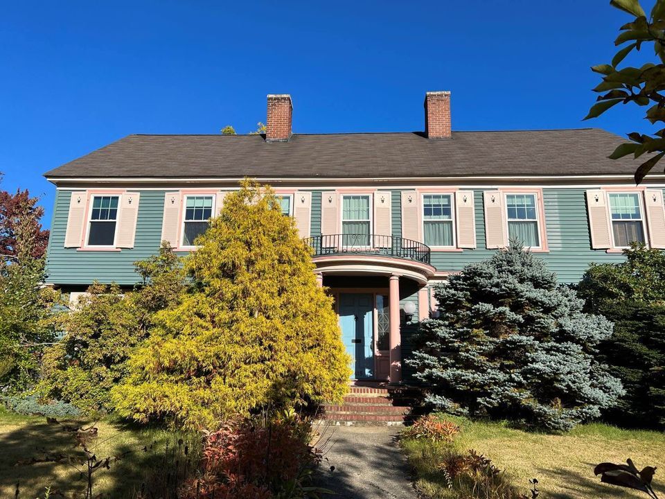 2415 Elm St, Manchester, NH 03104 - Townhome Rentals in Manchester NH ...