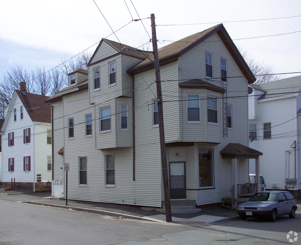 52 Adams St, Taunton, MA 02780 - 52 Adams St Taunton, MA 02780 ...