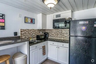 Orlando Reeves Court Terrace Apartments under $1,500 - Orlando, FL ...