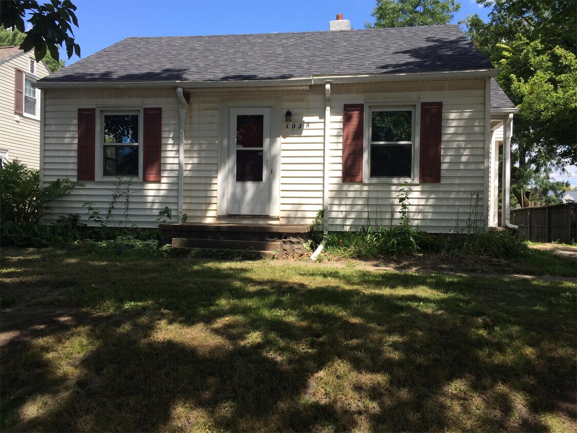 1038 Conger St, Waterloo, IA 50703 - House Rental in Waterloo, IA ...