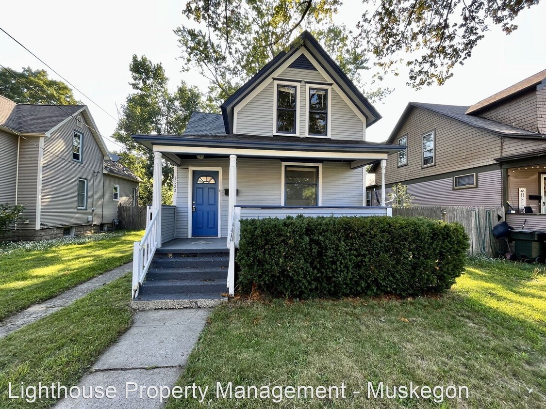 1522 Clinton St, Muskegon, MI 49442 - House Rental in Muskegon, MI ...