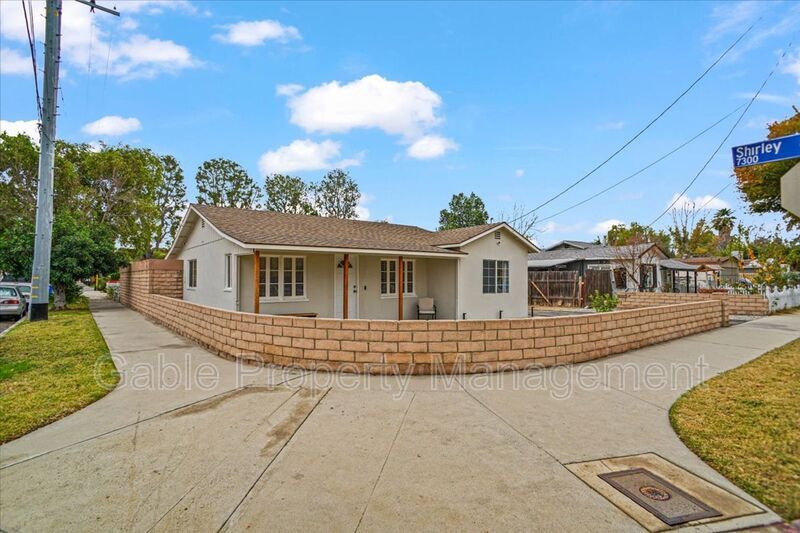 19504 Leadwell St, Los Angeles, CA 91335 - House Rental in Los Angeles ...