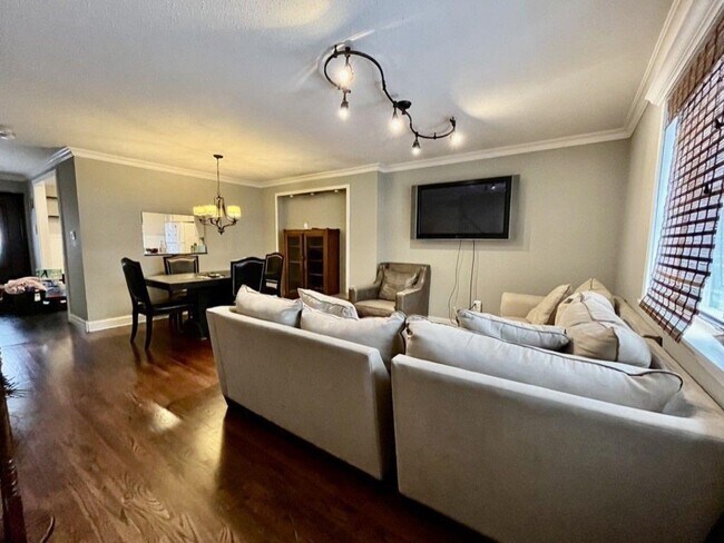 751 Trinity Ave, The Bronx, NY 10456 - House Rental in The Bronx, NY ...