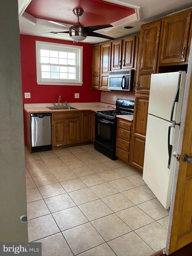 2515 S Percy St, Philadelphia, PA 19148 - Townhome Rentals in ...