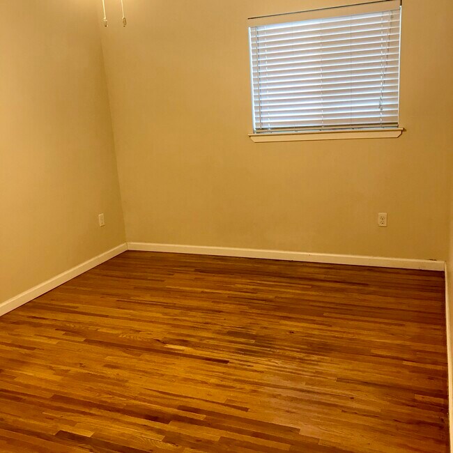 14 Dean Way, Chico, CA 95926 - House Rental in Chico, CA | Apartments.com