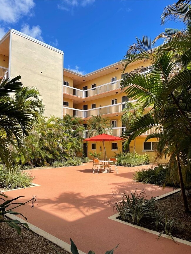 Kings Creek Apartments for Rent with Hardwood Floors - Miami, FL - Updated Today | Apartments.com
