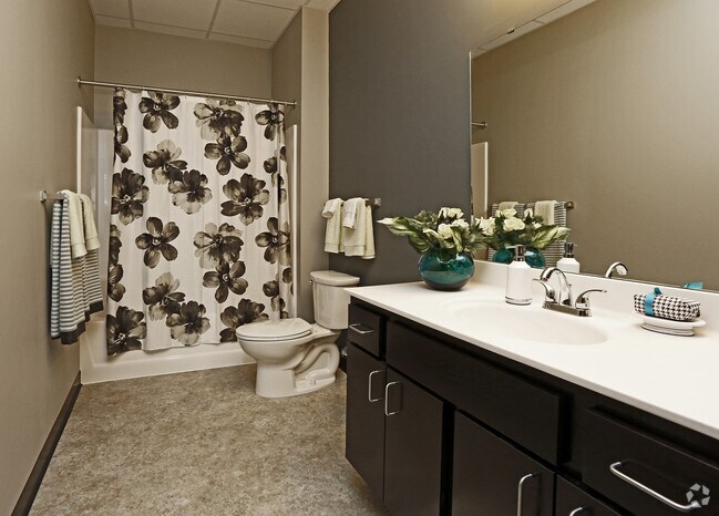 Rayette Lofts Rentals - Saint Paul, MN | Apartments.com